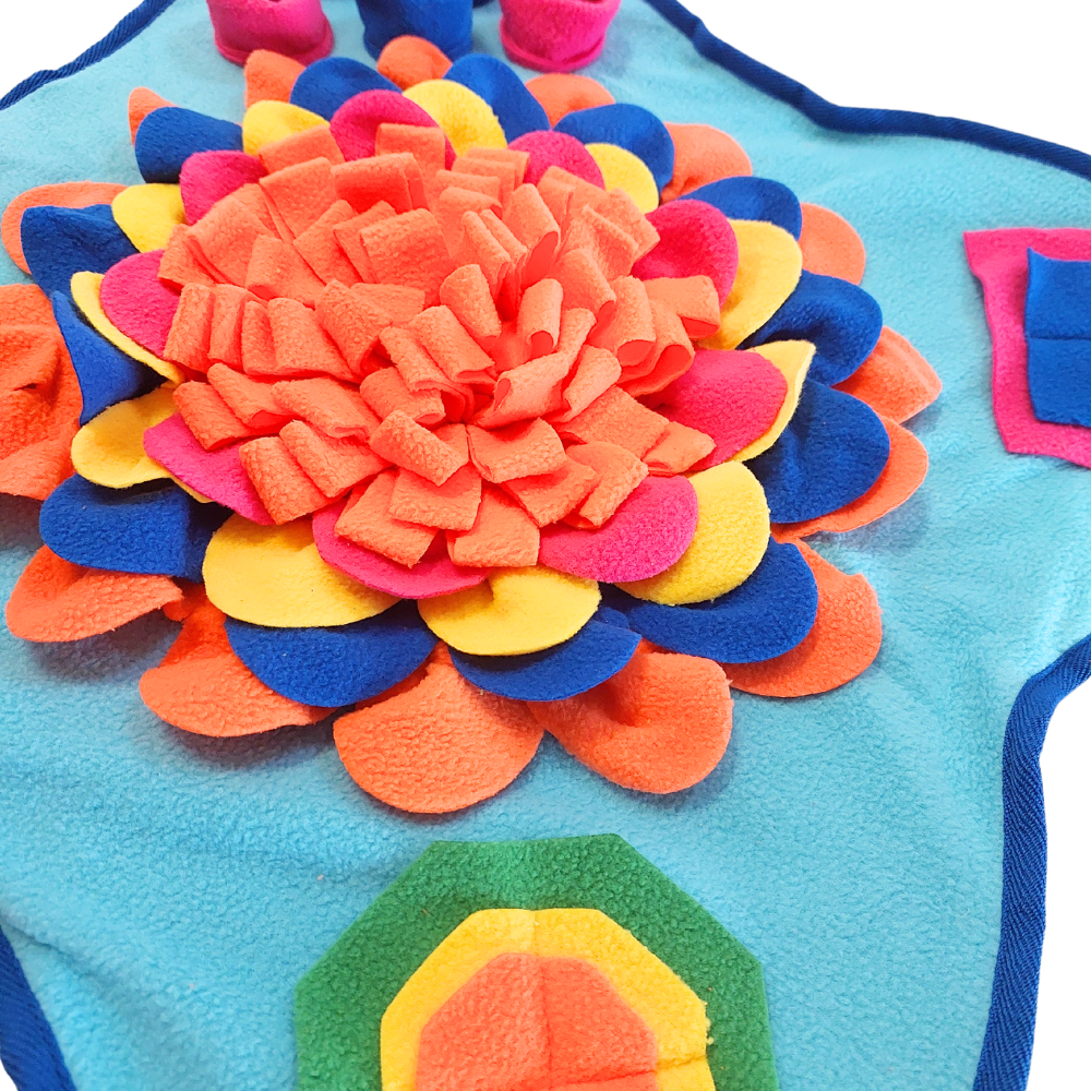 Snuffle Mat- Flower Design 50cm x 50cm – The Doggy Bag